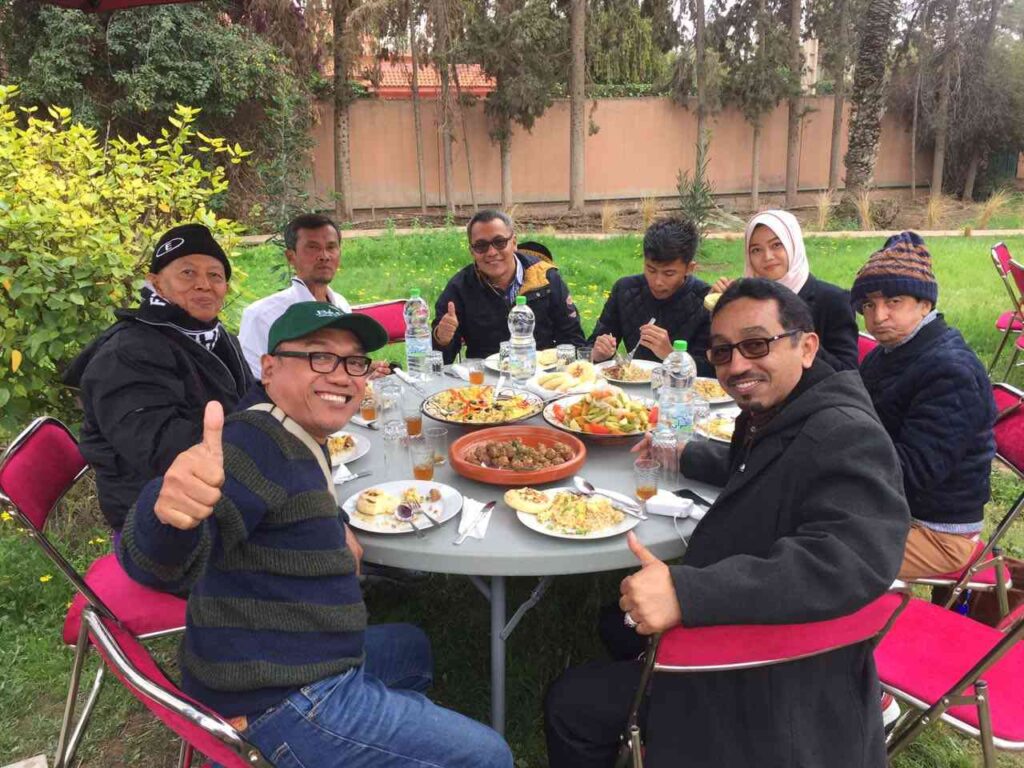 Andalusia Muslim Tour 590€ - Monthly Departures - Muslim Tour Guide ...